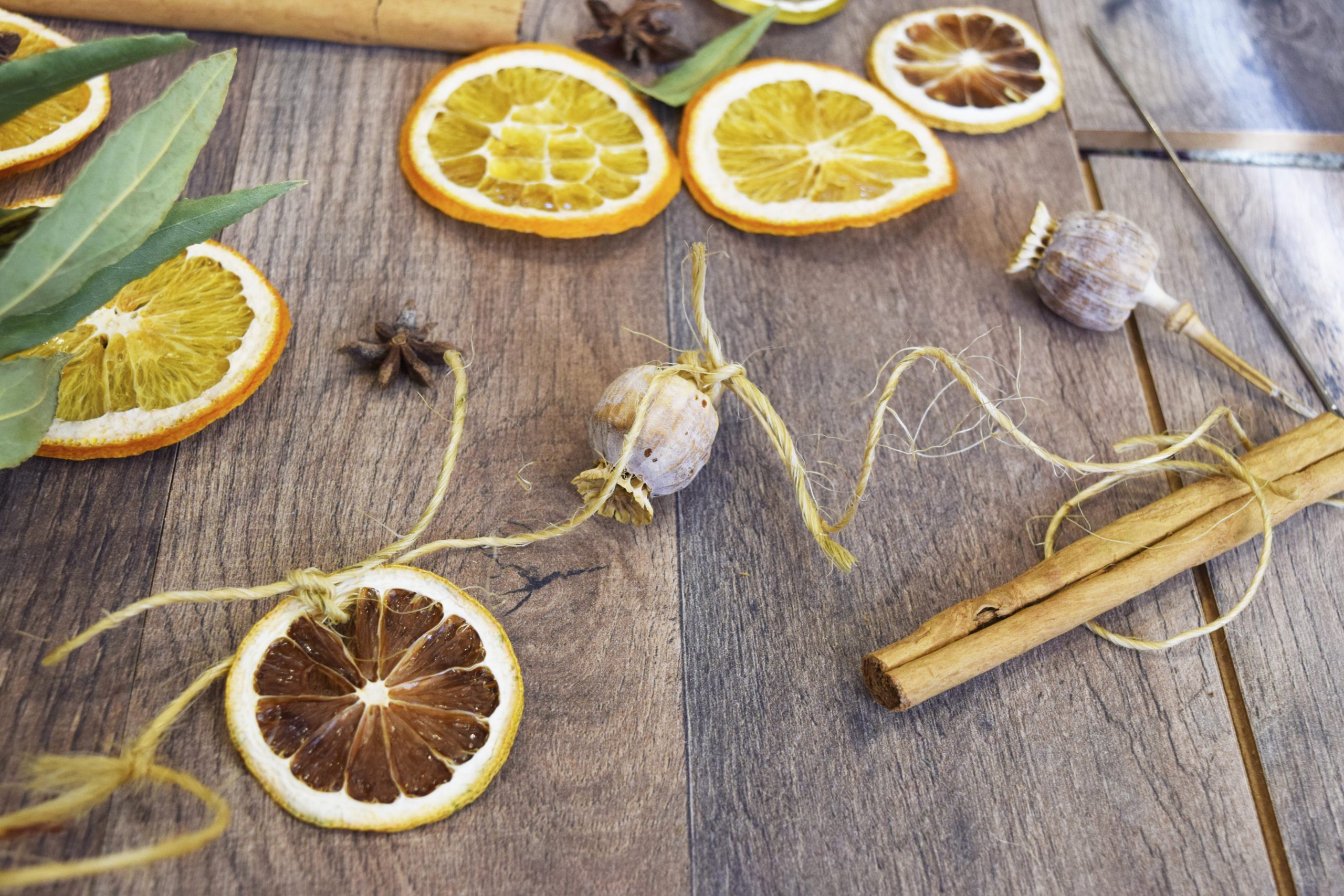 DIY Dried Orange, Spice, and Everything Nice Garland