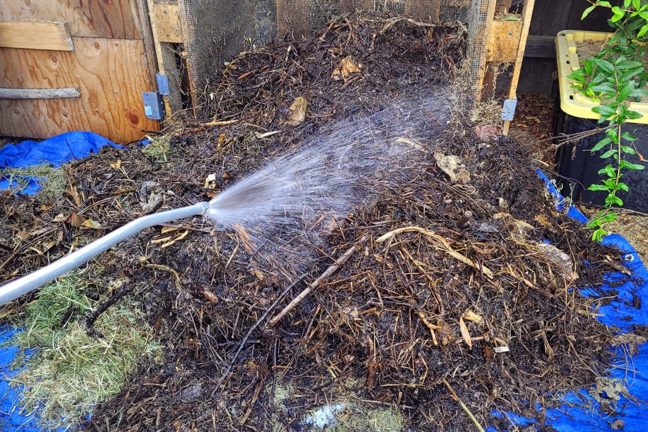 Hot Composting: A Step by Step Guide ~ Freckled Californian ~ A ...