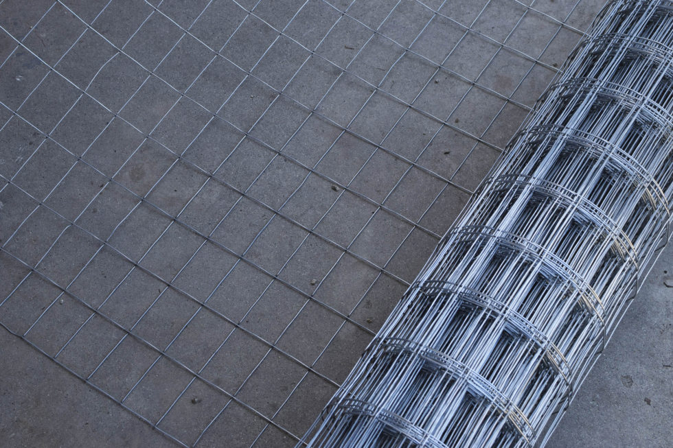 A Unique DIY Tomato Trellis Design